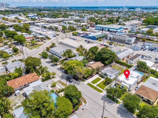 4 bedroom, West Palm Beach FL 33405 104899246