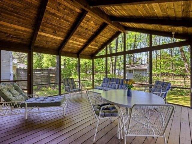 4 bedroom, West Springfield MA 01089 104263441