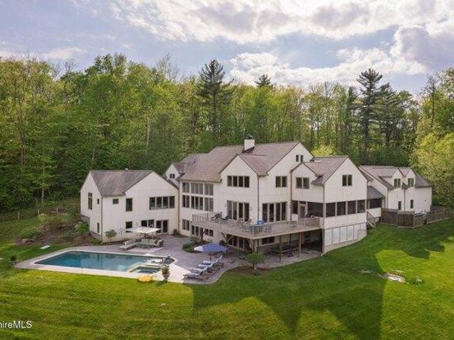 4 bedroom, West Stockbridge MA 01266 104607475