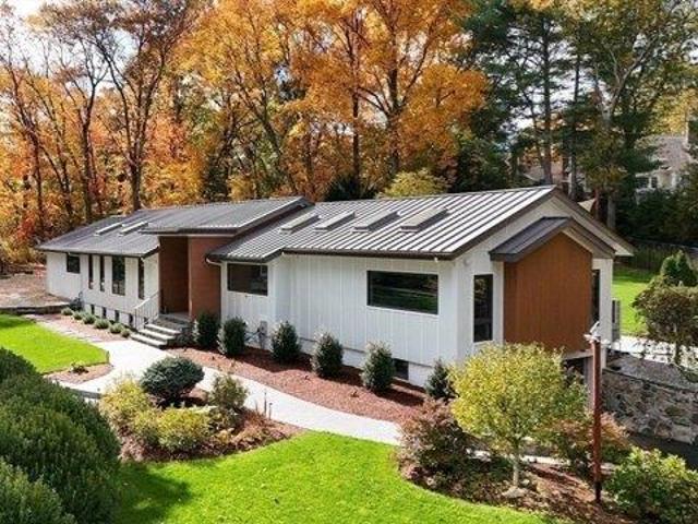 4 bedroom, Weston MA 02493 103161268