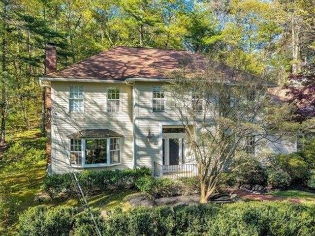 4 bedroom, Weston MA 02493 104443246
