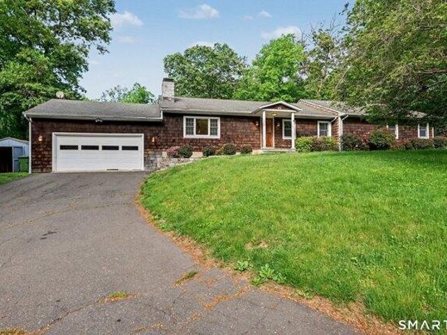 4 bedroom, Weston CT 06883 103124915