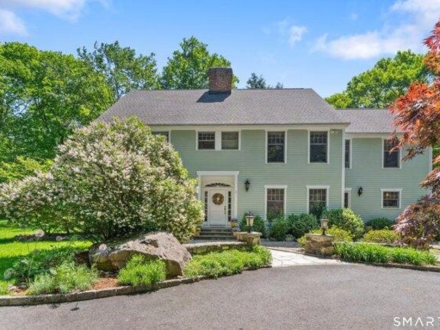 4 bedroom, Weston CT 06883 104810373