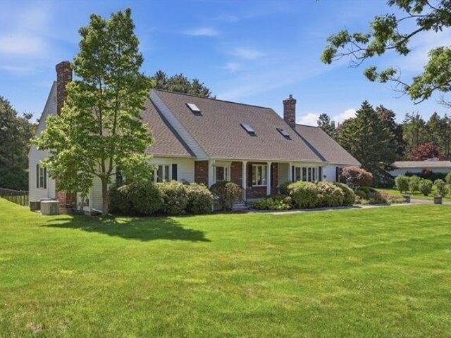 4 bedroom, Westborough MA 01581 103773788