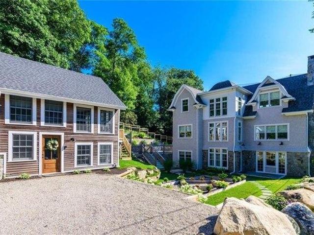 4 bedroom, Westerly RI 02891 104374474