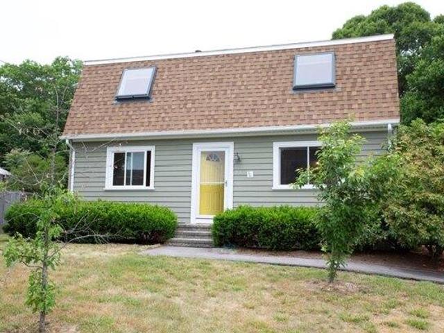 4 bedroom, Westerly RI 02891 104444206