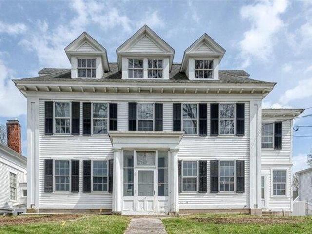 4 bedroom, Westerly RI 02891 104850988