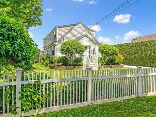 4 bedroom, Westerly RI 02891 105080503