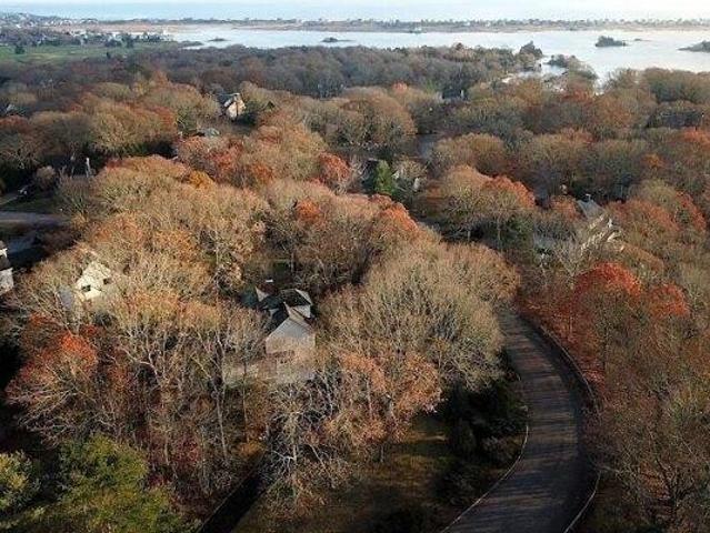4 bedroom, Westerly RI 02891 105127705
