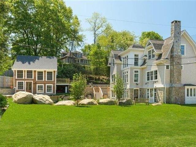 4 bedroom, Westerly RI 02891 101856987