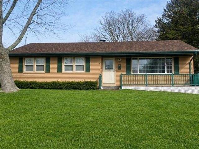 4 bedroom, Westerly RI 02891 102371931