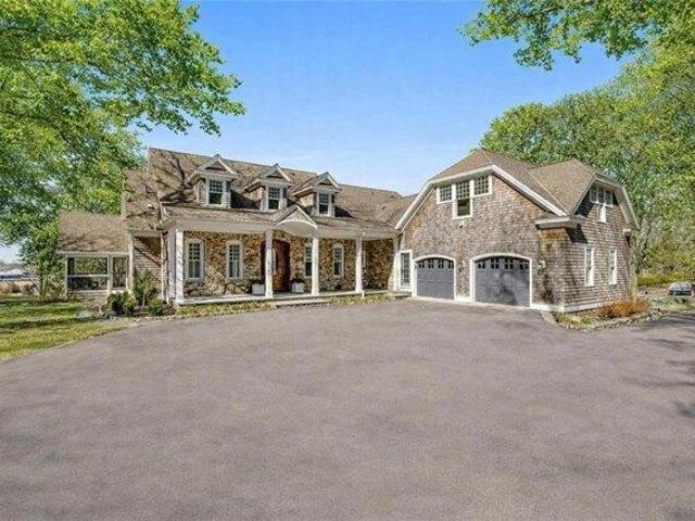 4 bedroom, Westerly RI 02891 102372682