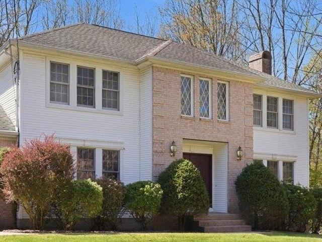 4 bedroom, Westfield MA 01085 102584569