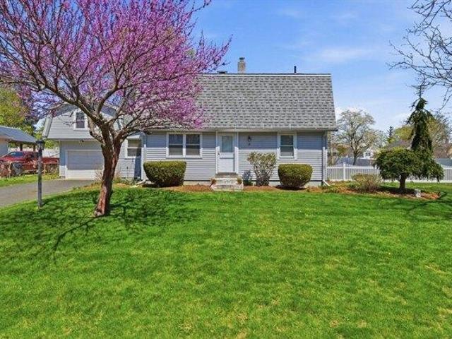 4 bedroom, Westfield MA 01085 102586721