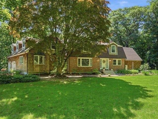 4 bedroom, Westford MA 01886 104567219