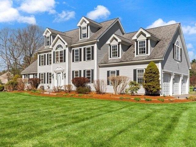 4 bedroom, Westford MA 01886 LS102216971