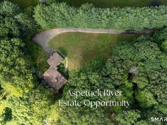 4 bedroom, Westport CT 06880 104850023