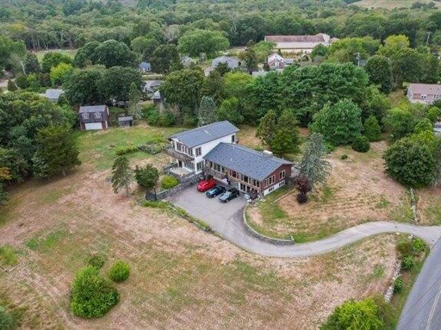 4 bedroom, Westport MA 02790 101957154
