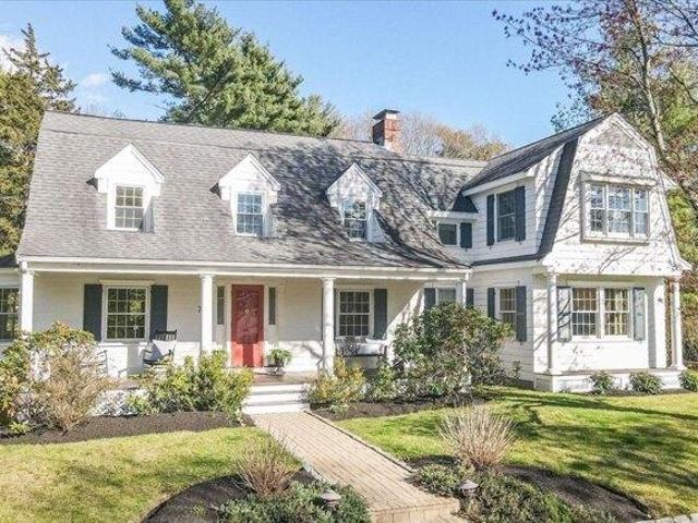 4 bedroom, Westwood MA 02090 102411807