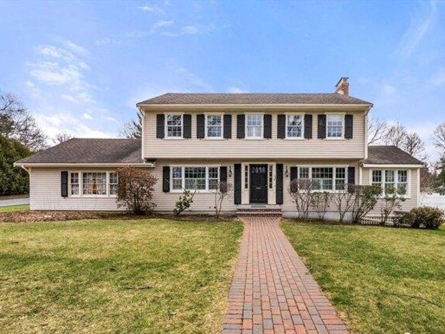 4 bedroom, Westwood MA 02090 LS103070609