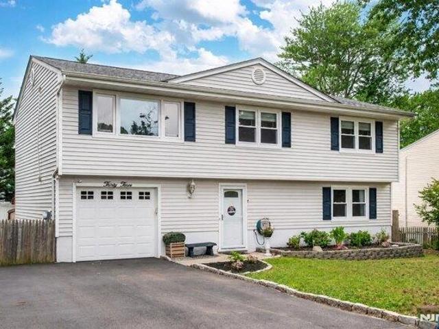 4 bedroom, Westwood NJ 07675 104653359