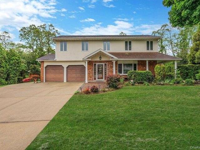 4 bedroom, Wheatley Heights NY 11798 103627478