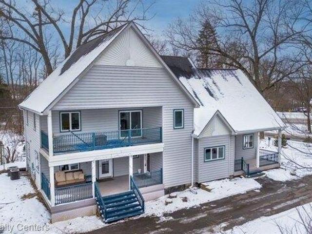 4 bedroom, White Lake MI 48386 88765042