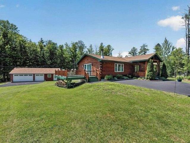4 bedroom, Whitefield NH 03598 105107031