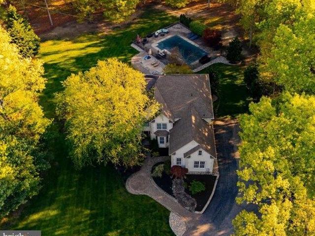 4 bedroom, Williamstown NJ 08094 102528821
