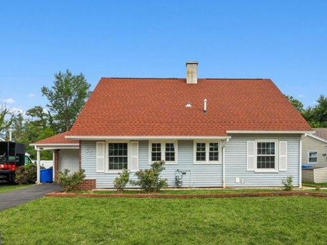 4 bedroom, Willingboro NJ 08046 104720248