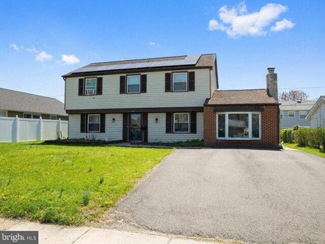 4 bedroom, Willingboro NJ 08046 104720294