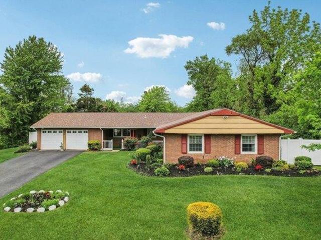 4 bedroom, Willingboro NJ 08046 104720649