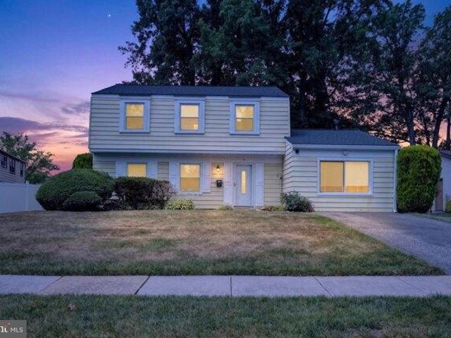 4 bedroom, Willingboro NJ 08046 104720936