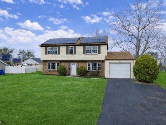 4 bedroom, Willingboro NJ 08046 LS101706923