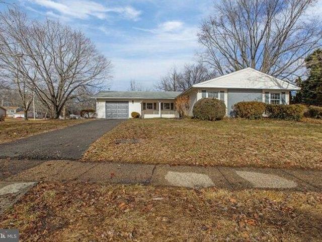 4 bedroom, Willingboro NJ 08046 LS101799393