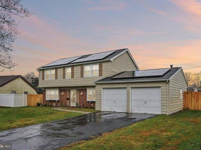 4 bedroom, Willingboro NJ 08046 LS102800697