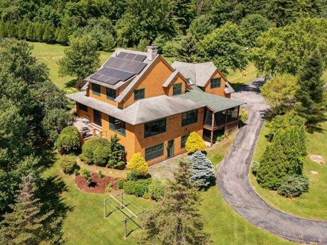 4 bedroom, Williston VT 05495 102063790