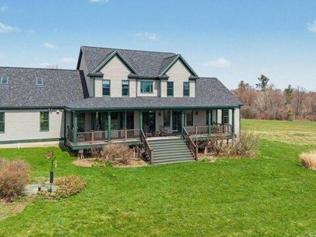 4 bedroom, Williston VT 05495 102155171
