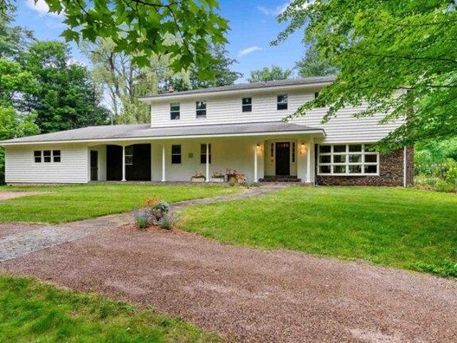 4 bedroom, Williston VT 05495 104760372