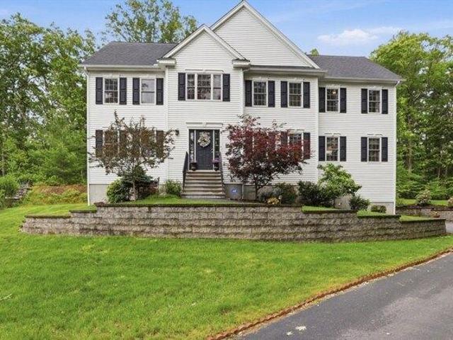 4 bedroom, Wilmington MA 01887 103223444