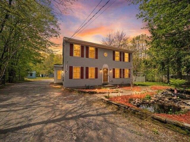 4 bedroom, Wilton NH 03086 105095363