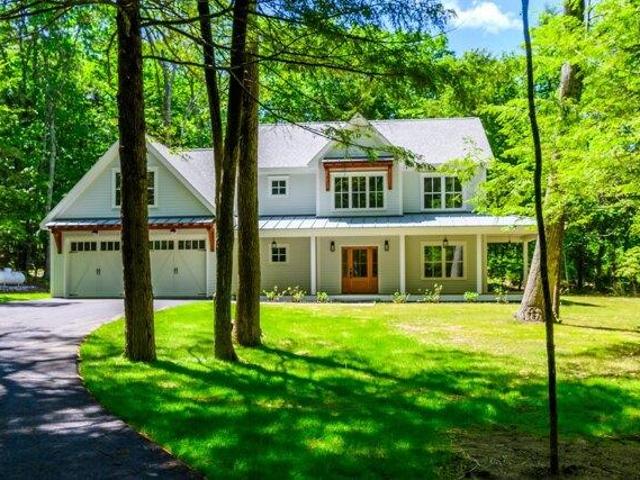 4 bedroom, Windham ME 04062 104295872