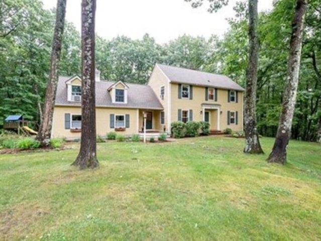 4 bedroom, Windham NH 03087 104482278