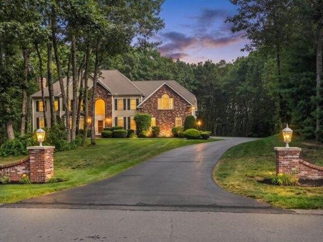 4 bedroom, Windham NH 03087 104715680