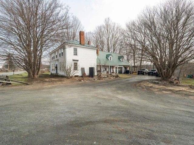 4 bedroom, Windsor VT 05089 102026372