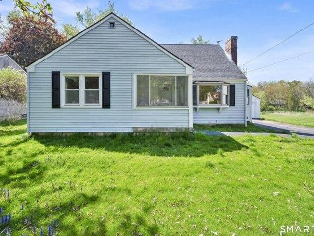 4 bedroom, Windsor CT 06095 102566115