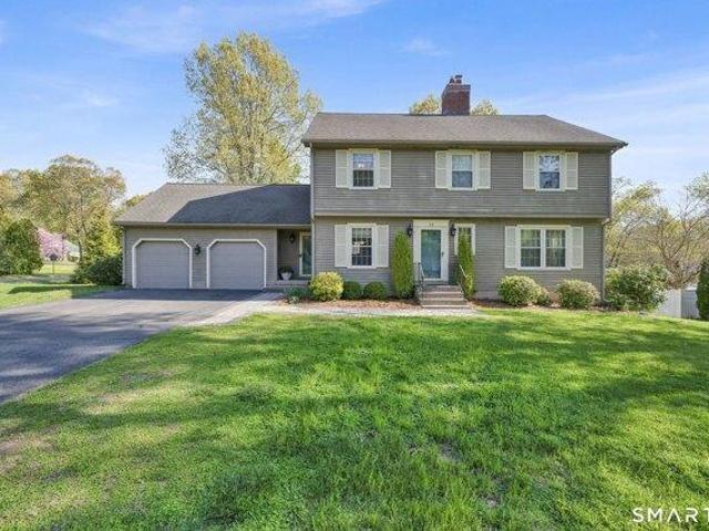 4 bedroom, Windsor CT 06095 103434160