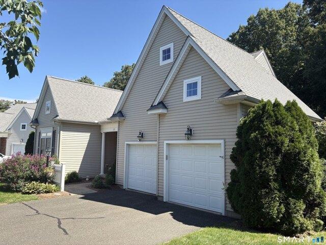 4 bedroom, Windsor CT 06095 105560631
