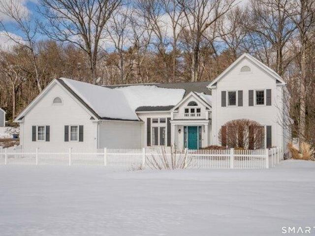 4 bedroom, Windsor CT 06095 LS101659473