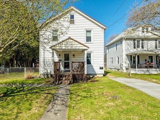 4 bedroom, Winooski VT 05404 LS101657771
